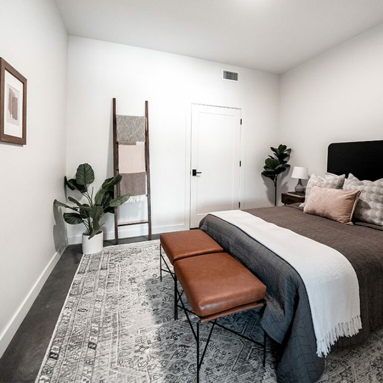 Our Luxury Apartments & Community Spaces in Sugar House | Izzy Apartments